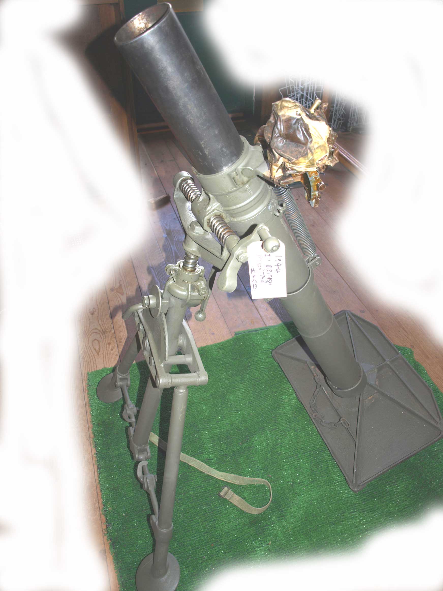 3" British 1944 mortar - The Gunner