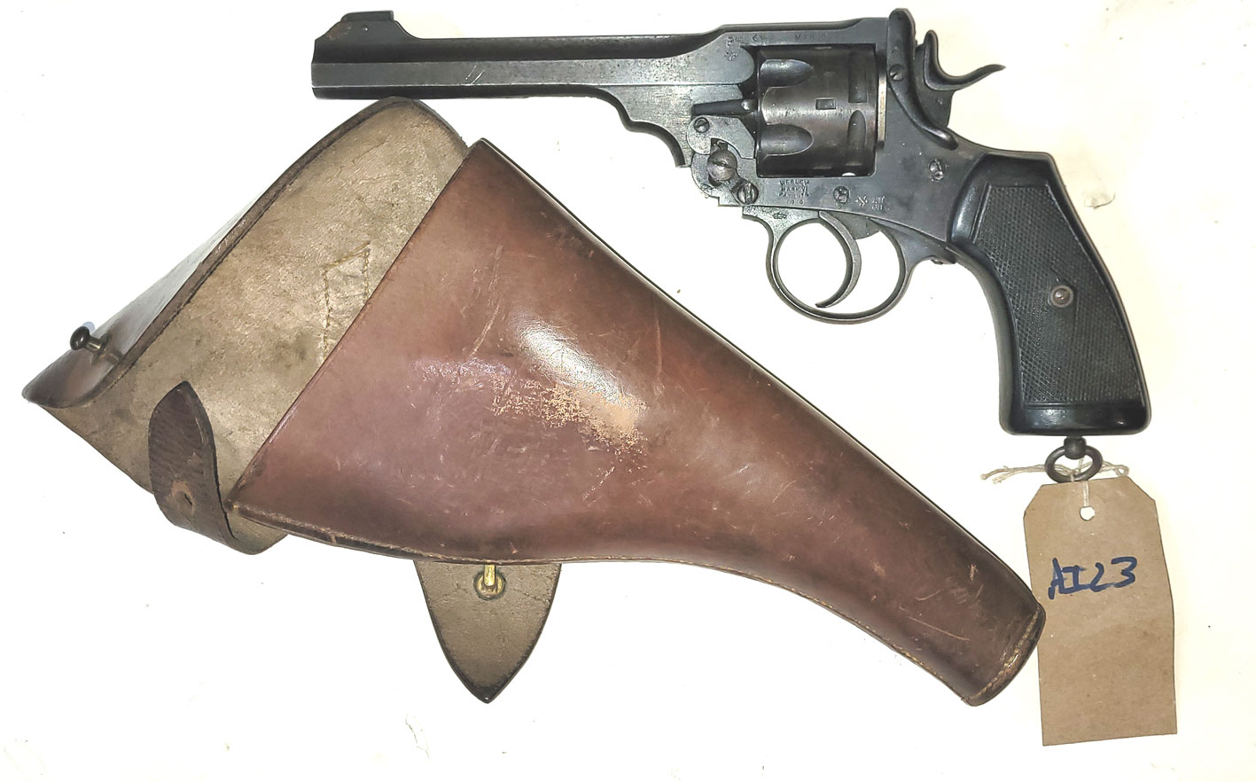 Webley MKIV deactivated revolver - The Gunner